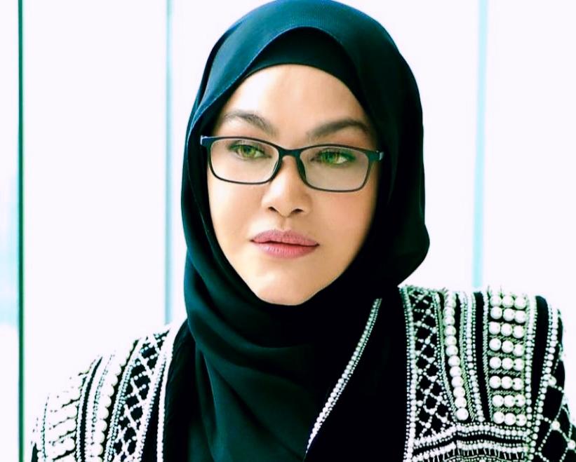 Kesibukan mengurus program Musollah Aisya tak halang Umie Aida untuk ...