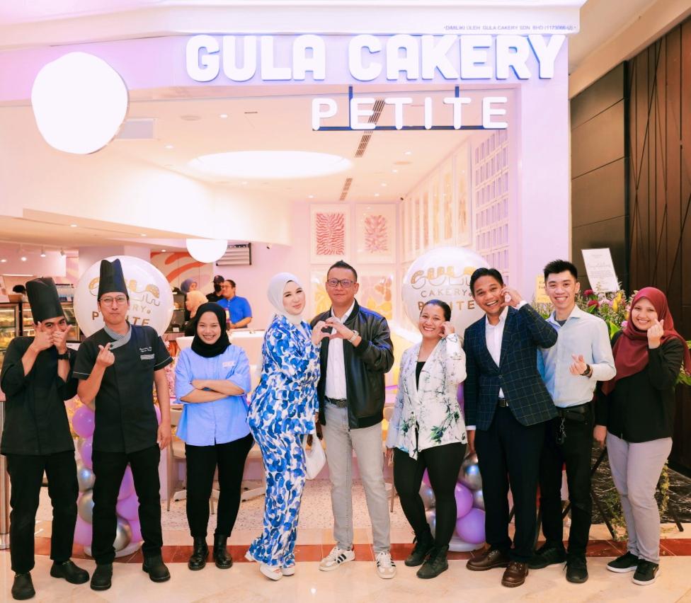 Gula Cakery Petite KLCC penuhi selera pencinta kek dan pastri - Lady Bosz