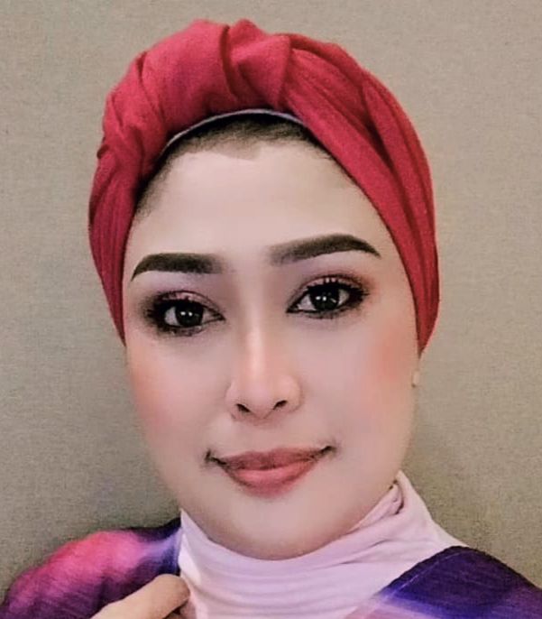 Rina EVA senang ditemani suami! - Lady Bosz